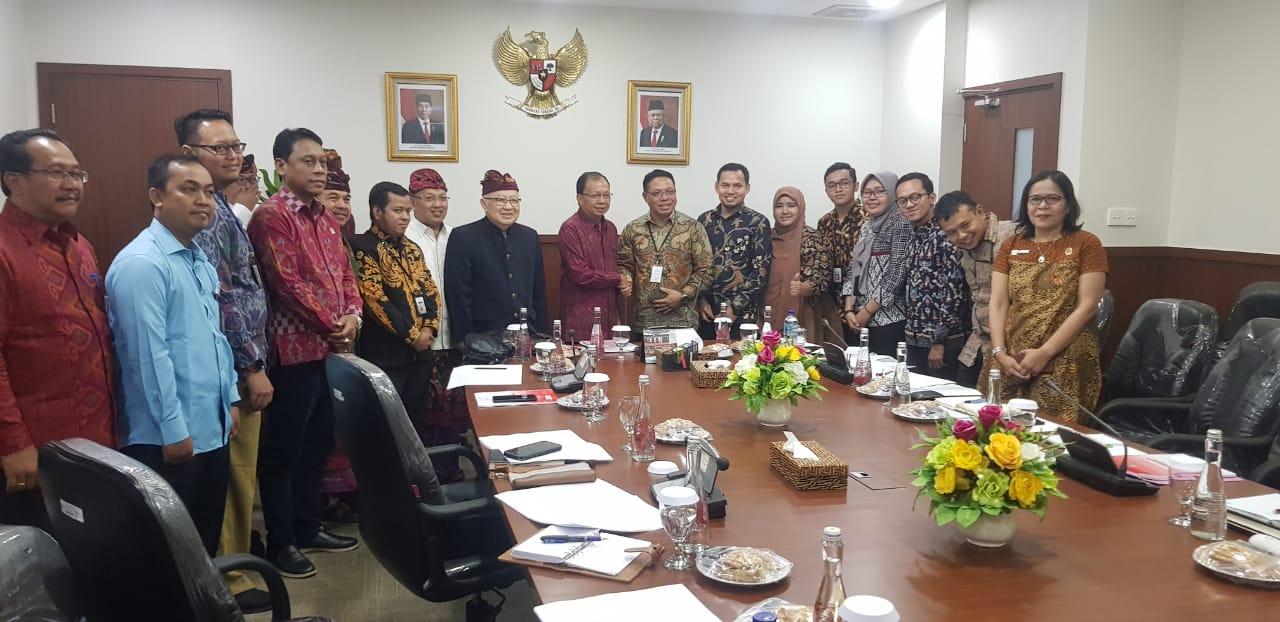 PUUPOLHUKHAM - DPR RI